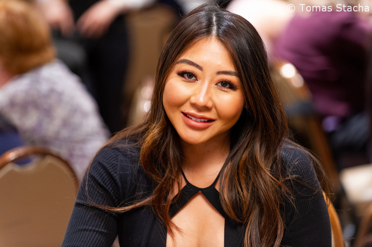 WATCH: Maria Ho star de la vidéo de poker qui fera le plus de vues en ...