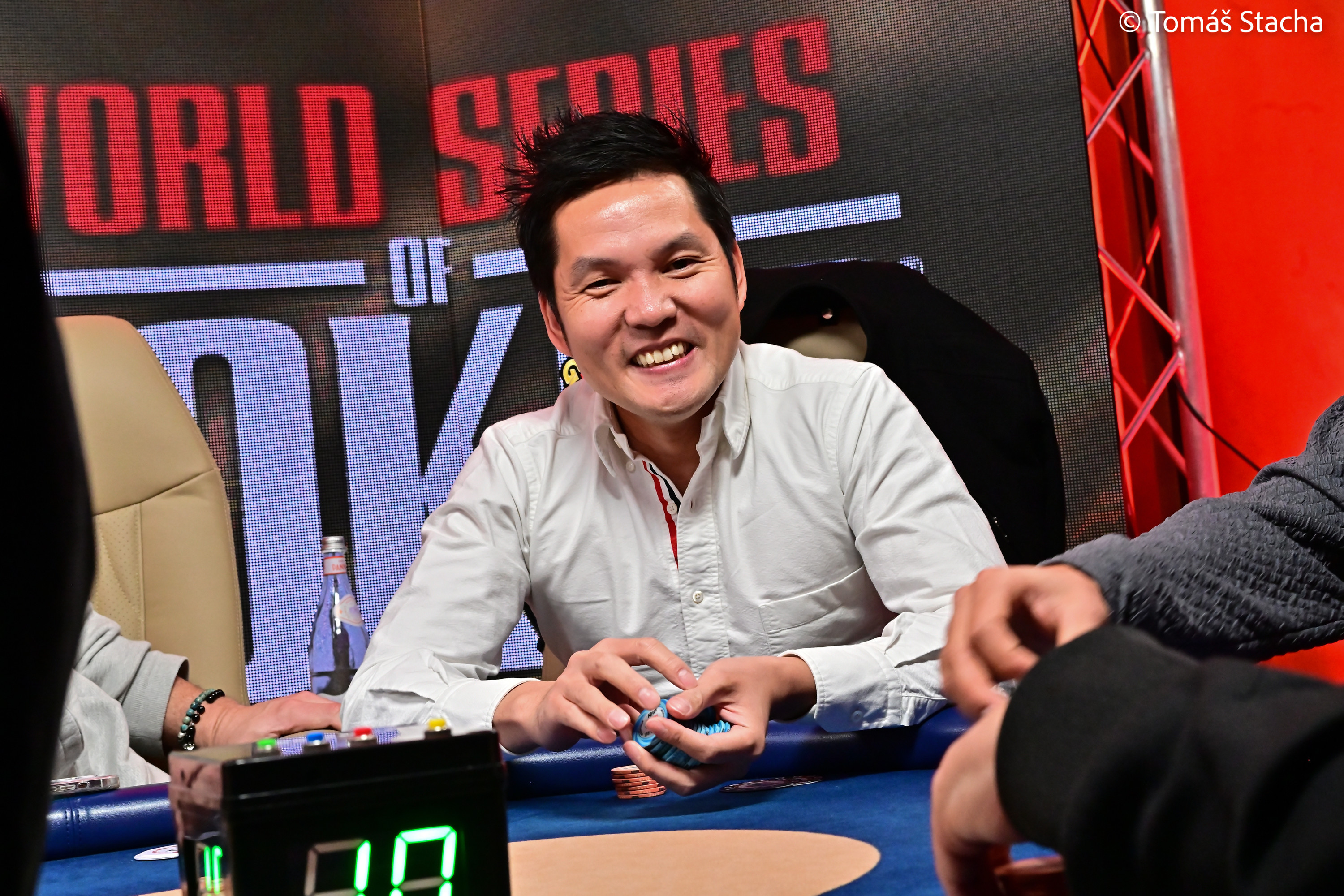 Ren Lin | Poker Players | PokerNews